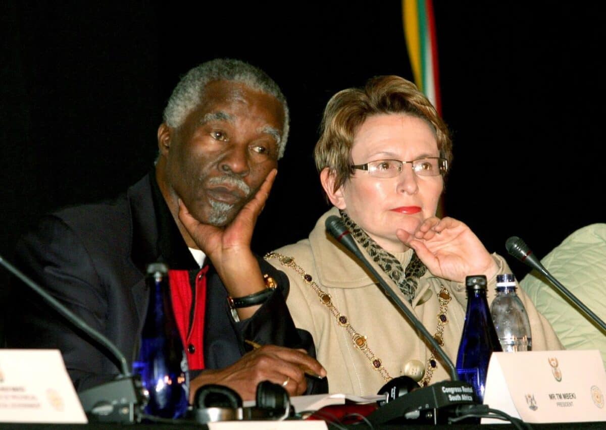 'Chilla Zille': DA's iron lady shares 'charming' Zuma waltz... and ...