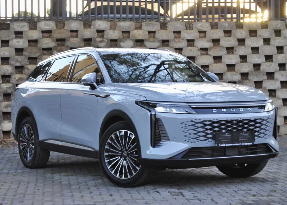 Omoda C9 makes its point as 'new' standard in Chinese luxury