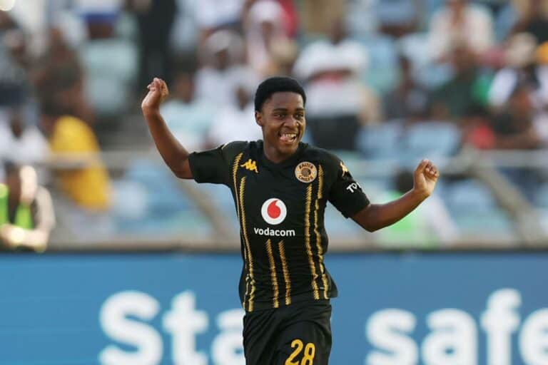 Vilakazi fires Chiefs to victory after late red card