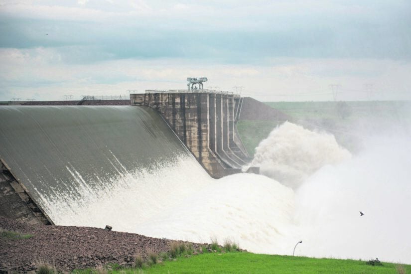 VIDEO & PICTURES: Grootdraai Dam in Standerton overflows | The Citizen
