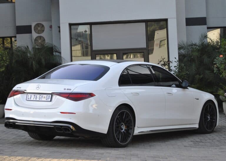 Learjet for the road Mercedes-AMG S63 shocks-up a luxury storm