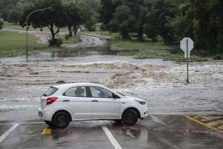 WATCH: Hennops River floods Centurion intersection | The Citizen