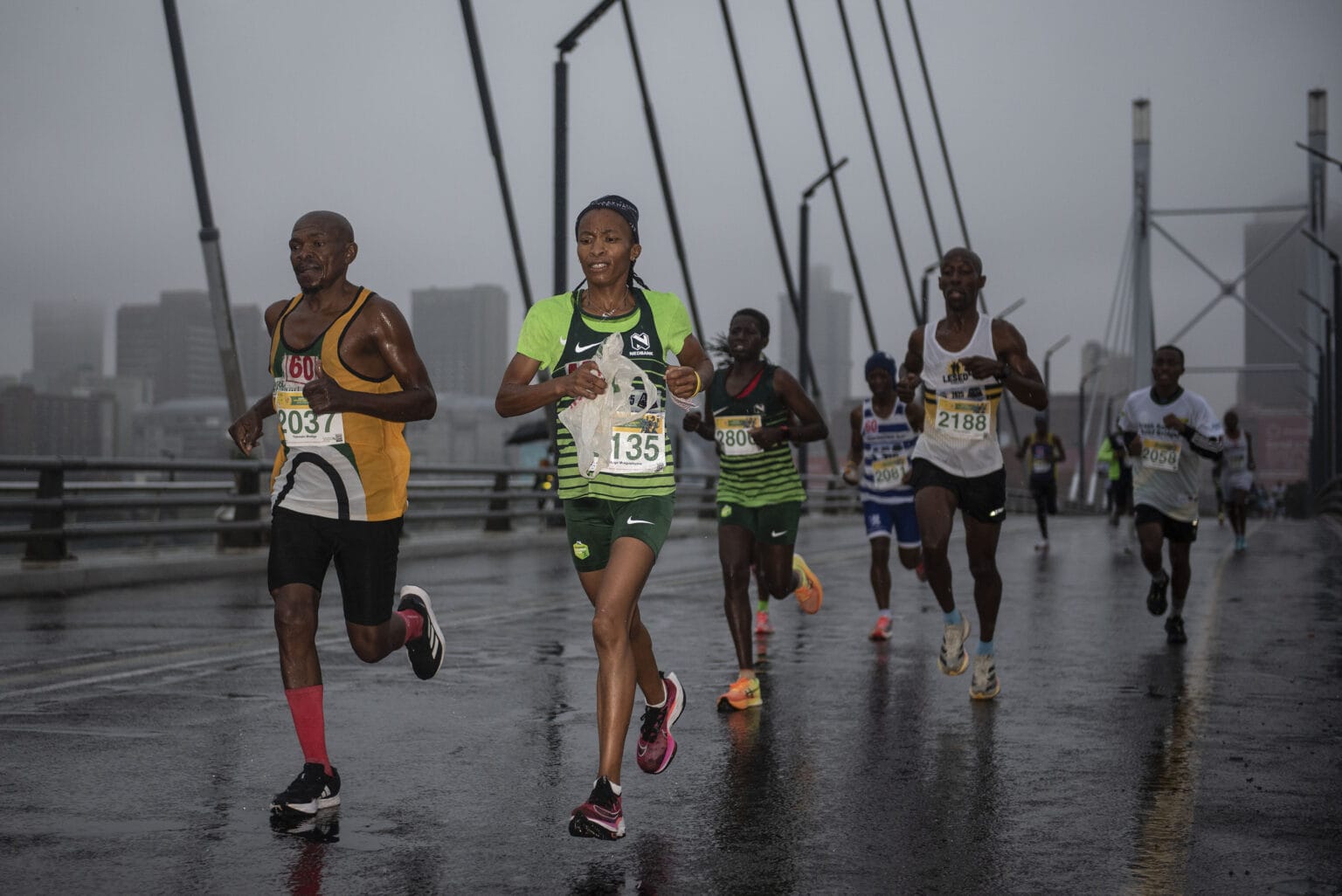 PICTURES: Runners brave Joburg rain to run for gender equality | The ...
