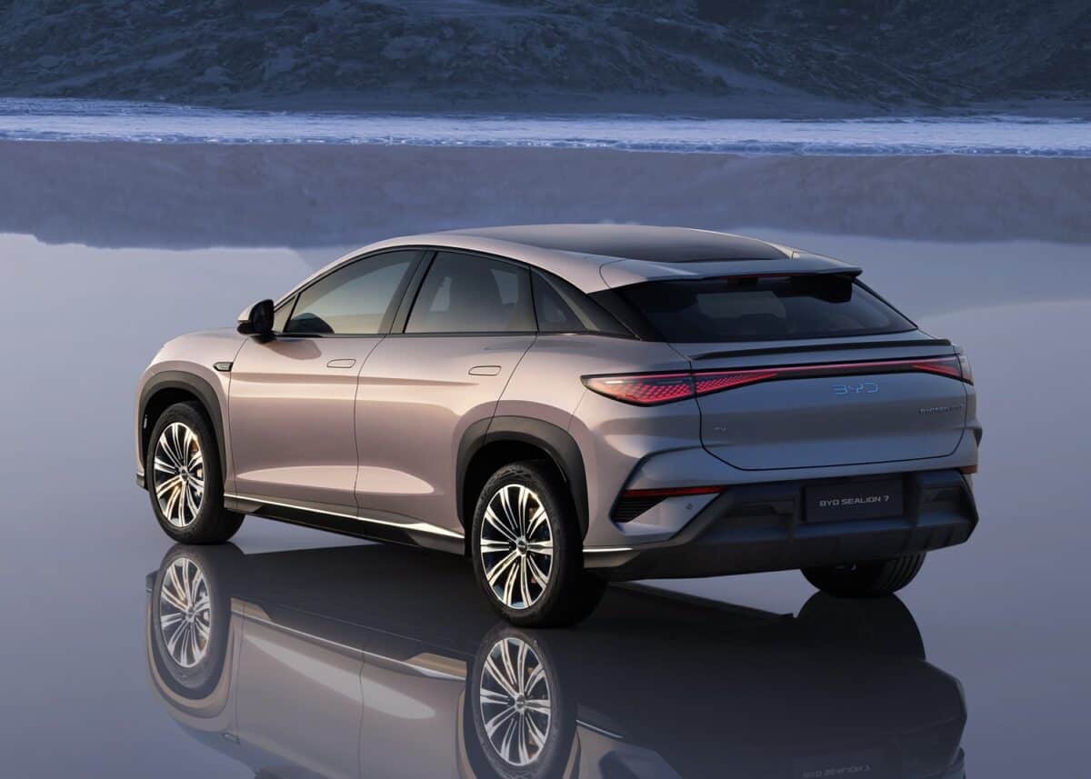 BYD Sealion 7 priced as brand's new flagship EV crossover
