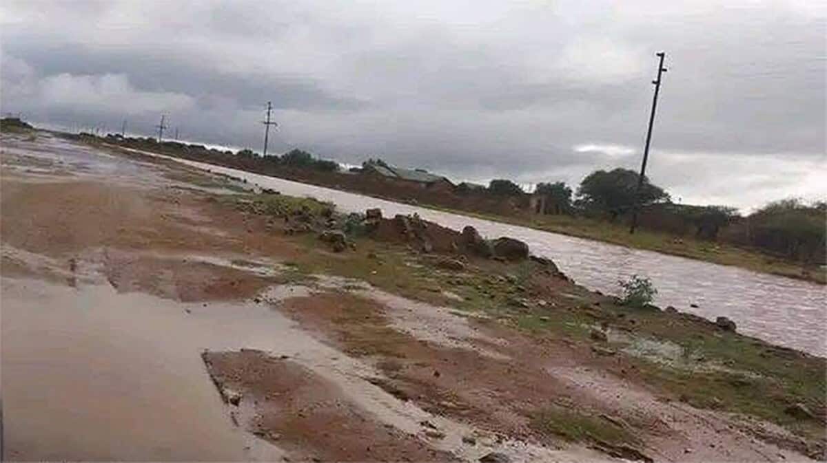 Mmatau residents forced to pack up or be trapped when it rains | The ...