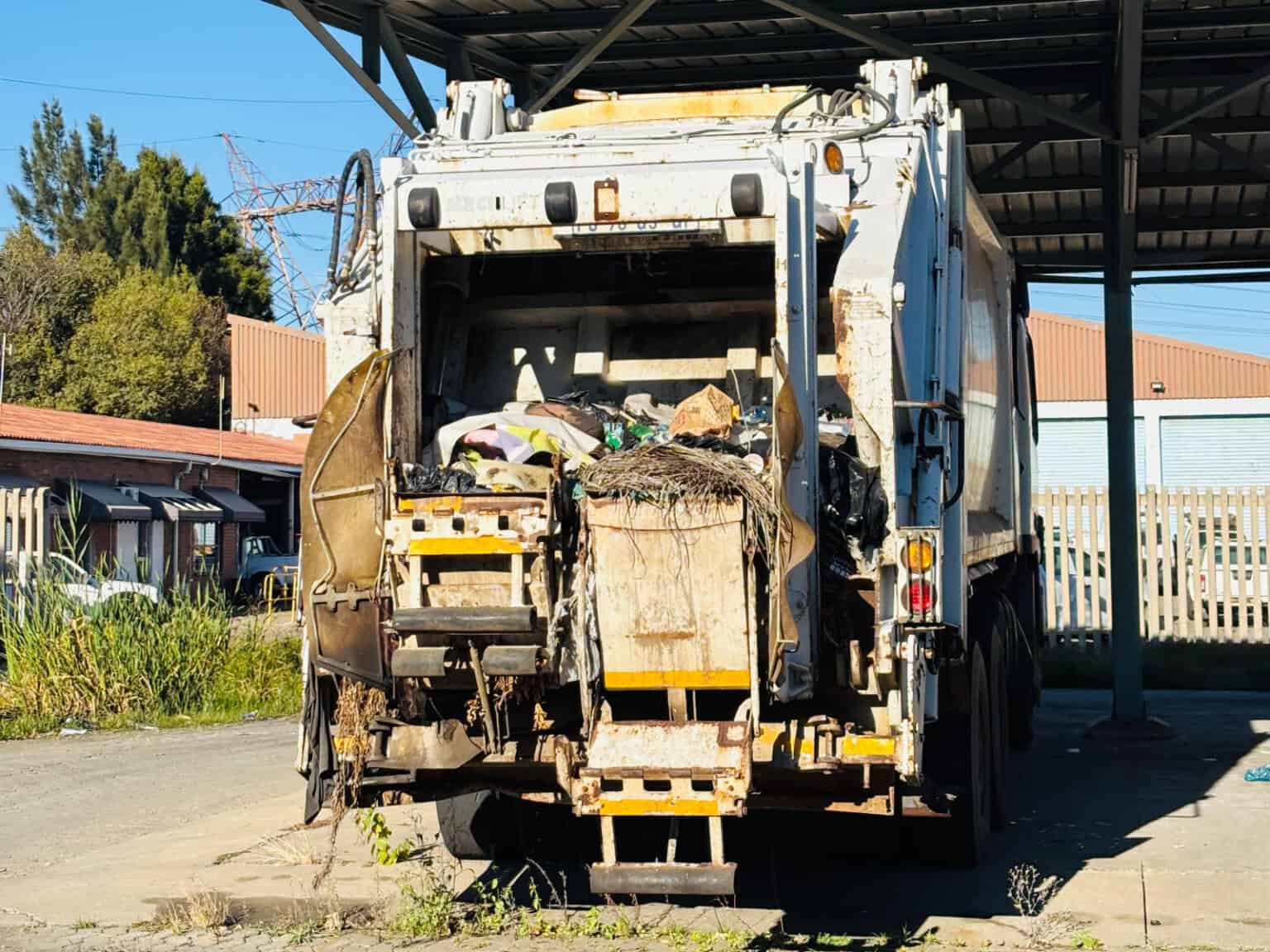 These Gauteng municipalities are lagging behind with their refuse ...