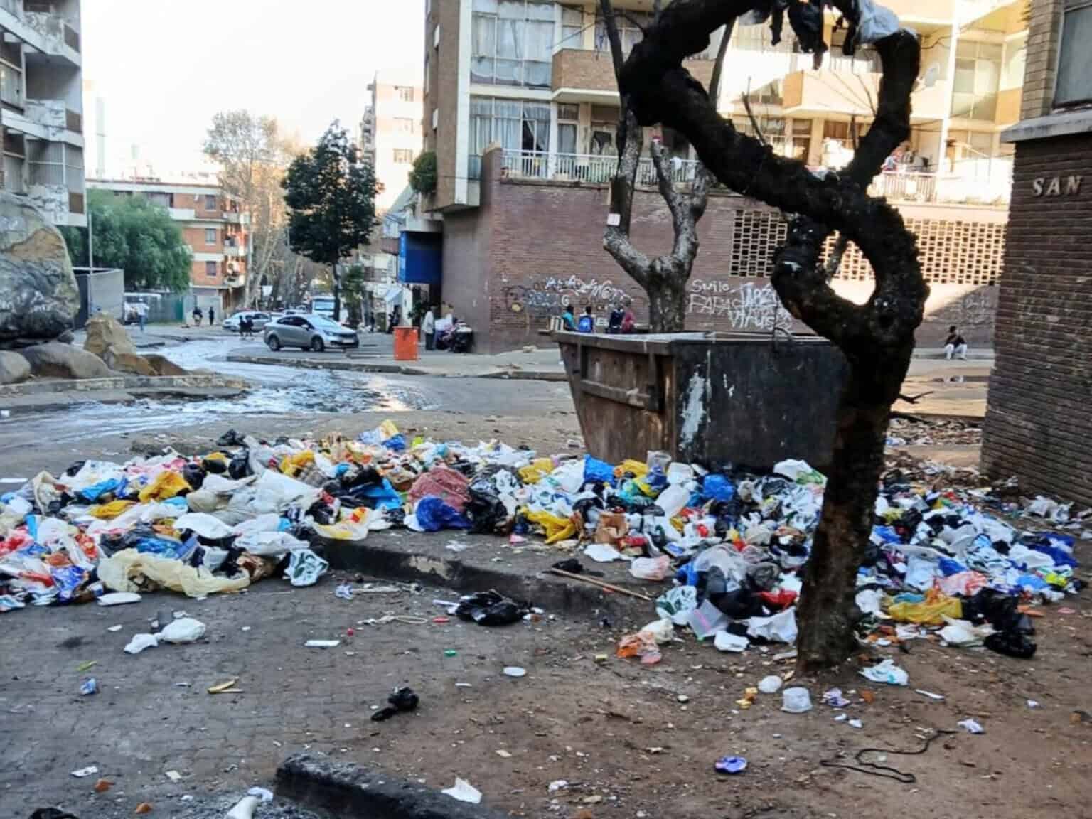 One million kilogrammes of trash cleared from Johannesburg CBD but ...