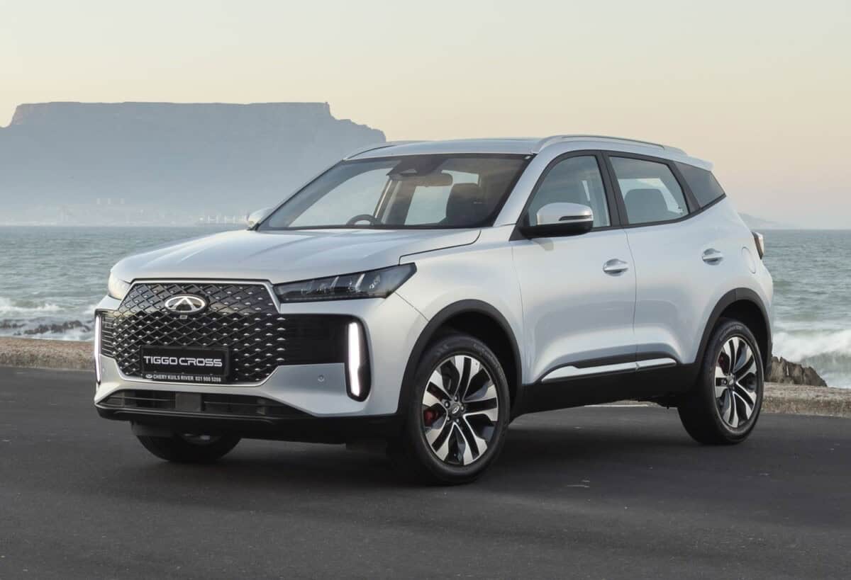 Gloves off as Chery Tiggo Cross hybrid shoots for Corolla Cross | The ...