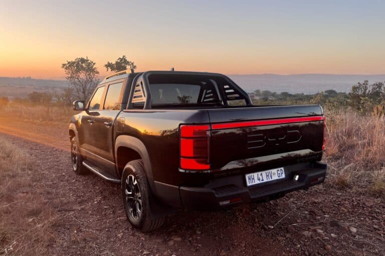 BYD Shark dethrones Ford Ranger Raptor as fastest bakkie in SA | The ...