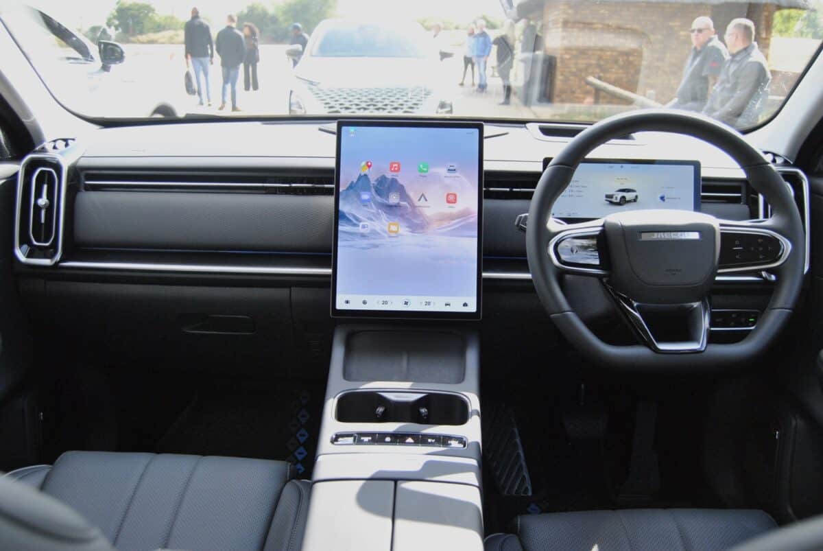 Plug-in Jaecoo J7 and Omoda C9's shock goes further than power