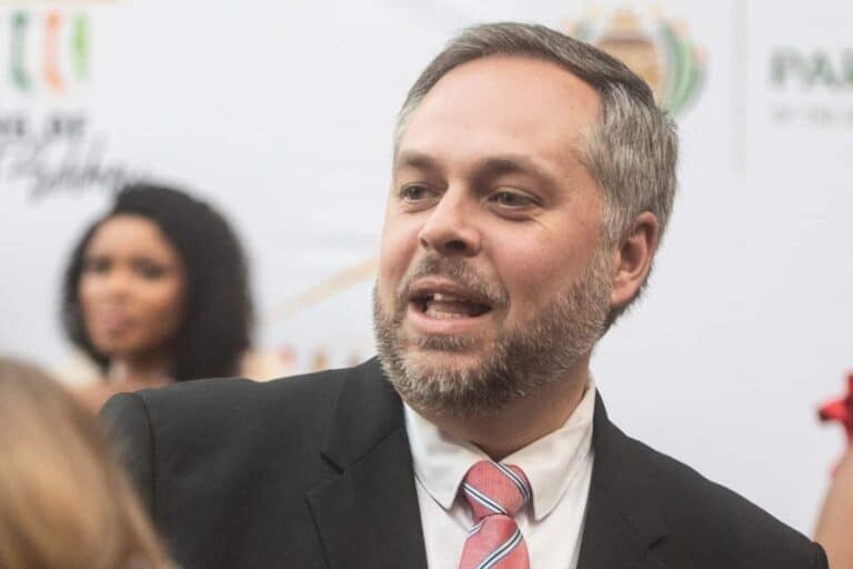 Schreiber slams TymeBank CEO for 'profiteering over people'
