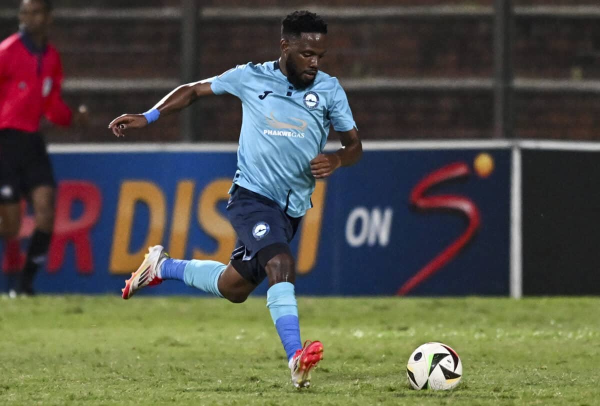Chiefs agree 'amicable' midfielder exit