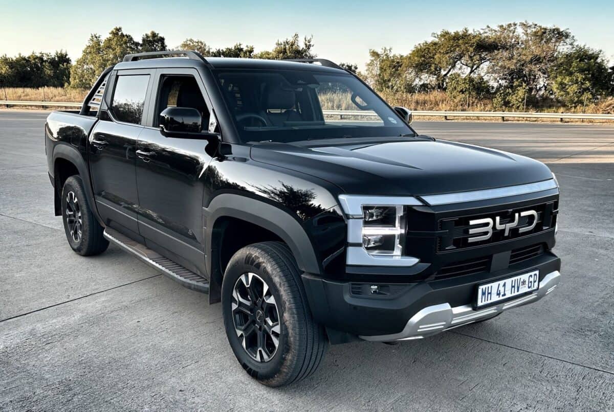 BYD Shark banks on credentials to take down Ford Ranger Raptor | The ...