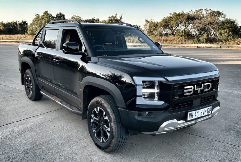 BYD Shark banks on credentials to take down Ford Ranger Raptor | The ...