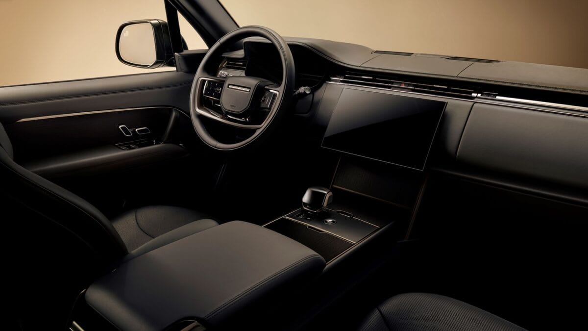 JLR prices new 'full-size' Range Rover SV Black Edition