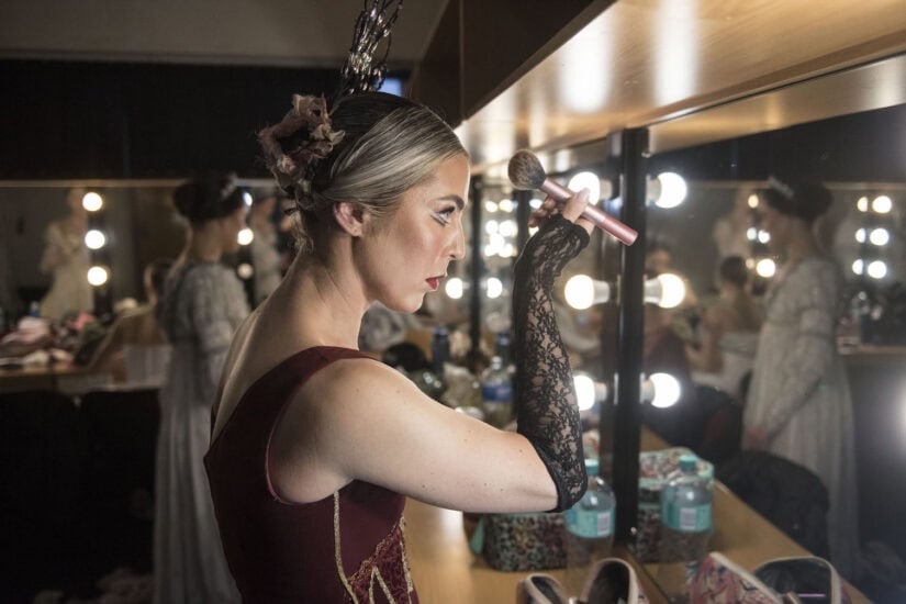 PICTURES: Swan Lake ballet takes to Joburg stage | The Citizen