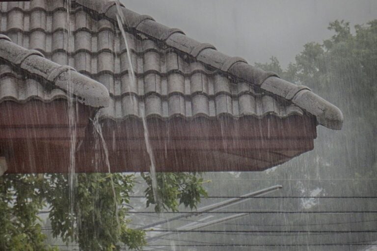 Rain falls as KZN goes on flood alert | The Citizen