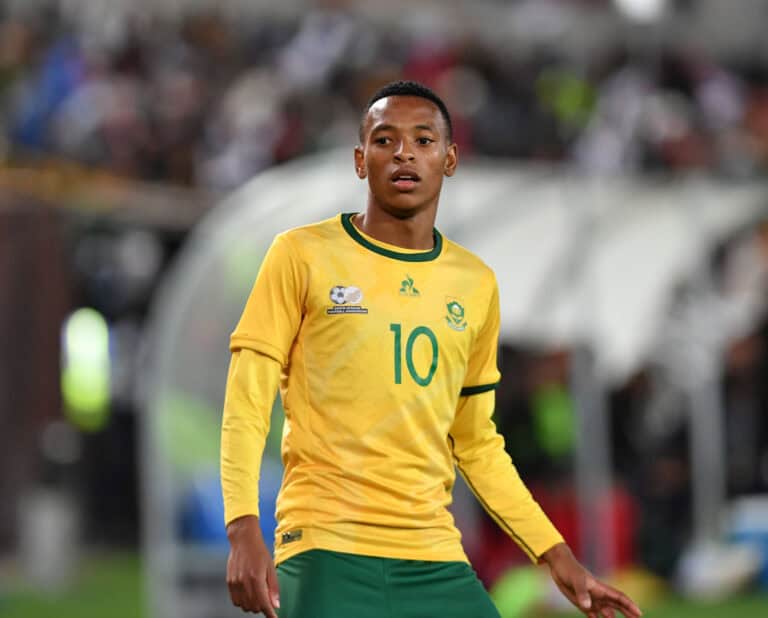 US club submit multi-million rand offer for Pirates' Mofokeng - report