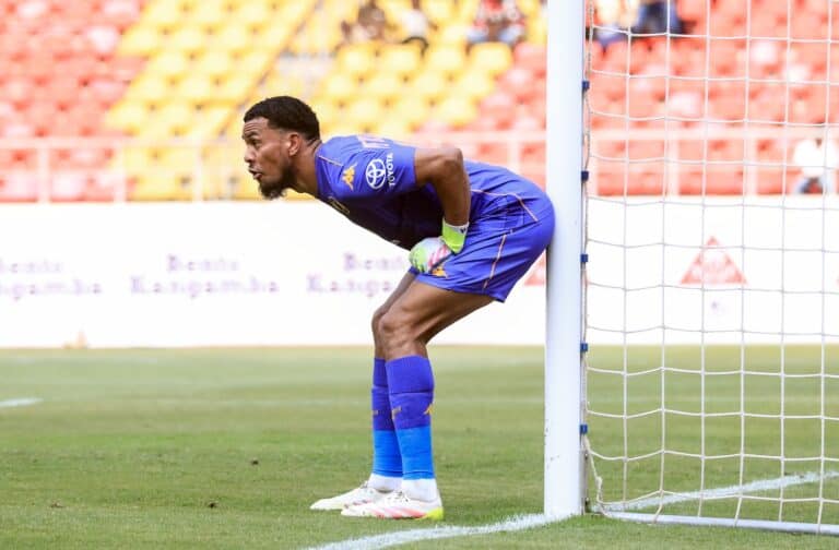 Chiefs' Petersen denies player problems with Nabi