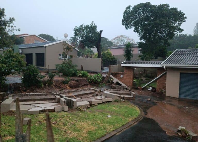 One person reported dead after floods hit KZN’s South Coast (VIDEOS ...