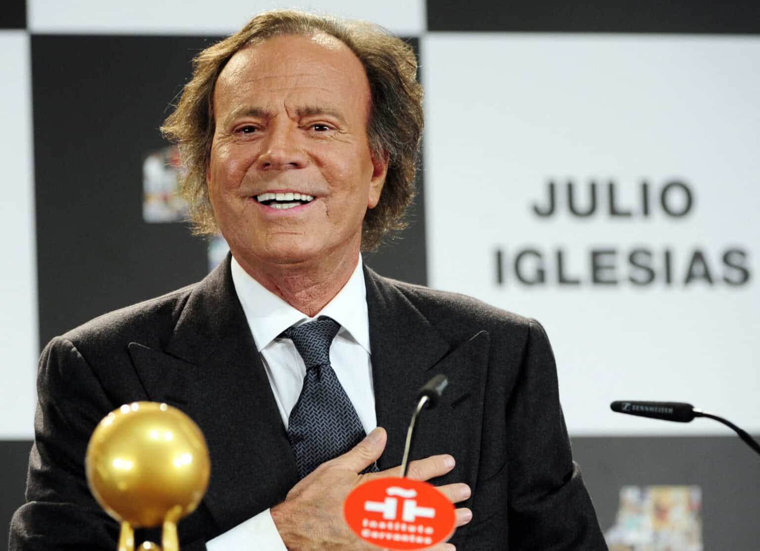 Singer Julio Iglesias accused of 'human trafficking' by former staff ...