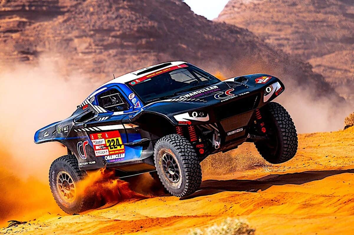 Lategan drops to fourth as Roma and Sainz shake up Dakar Rally | The ...