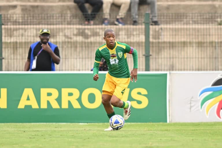 Orlando Pirates close in on Golden Arrows defender
