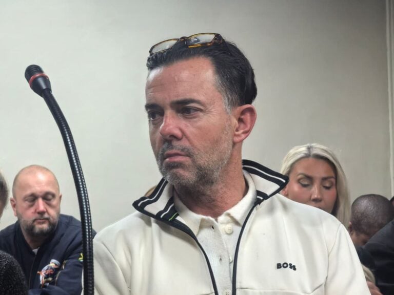 Peet Viljoen to spend another week behind bars, faces 400 charges | The ...